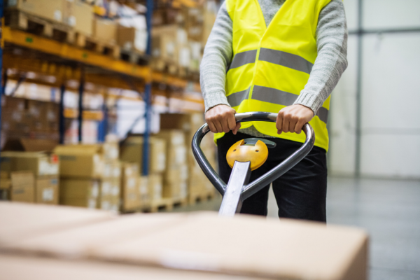 Choose the right picking strategy for your warehouse operations